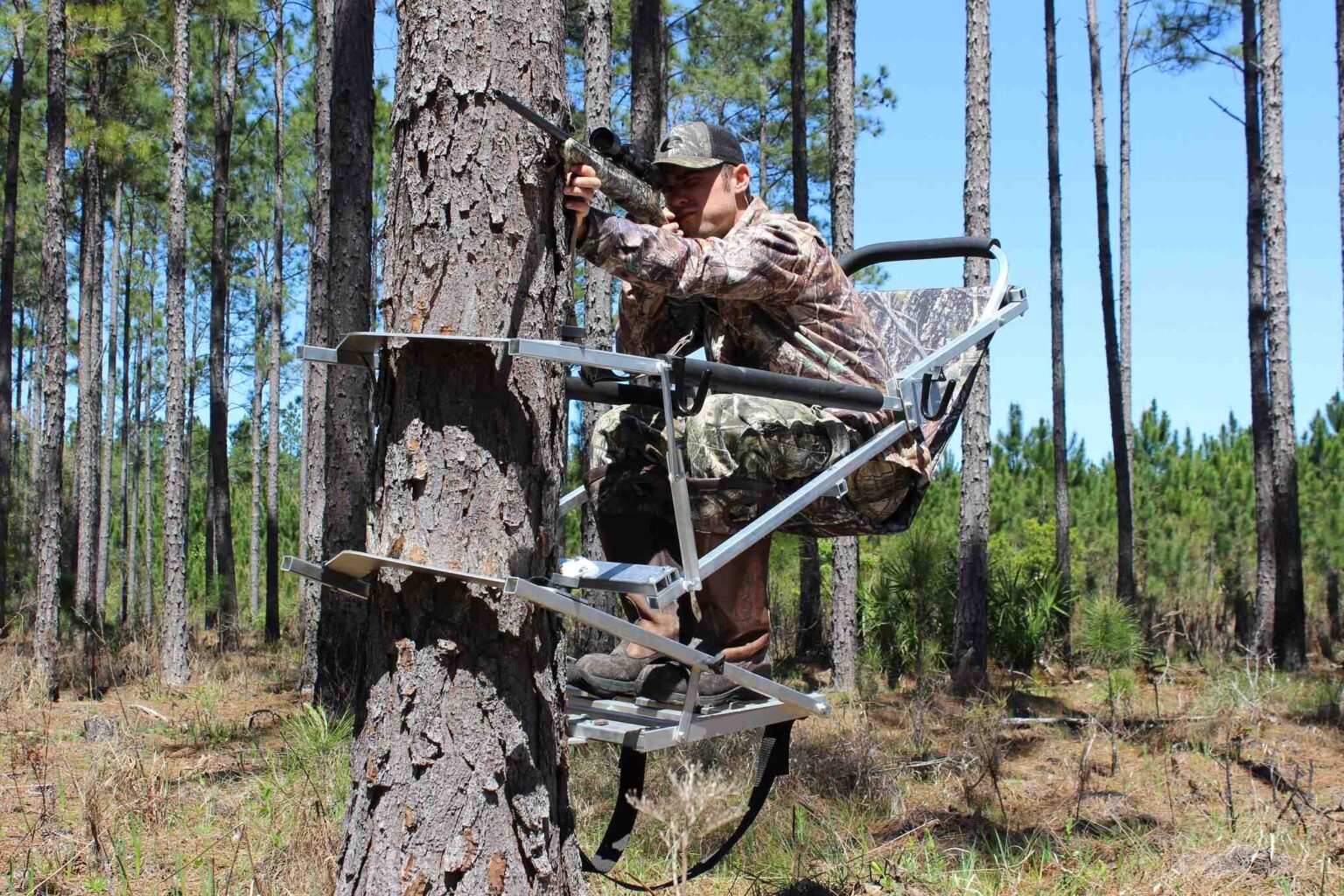 Gunslinger Tree Stand - All You Need To Know - THE HUNTING DUDE